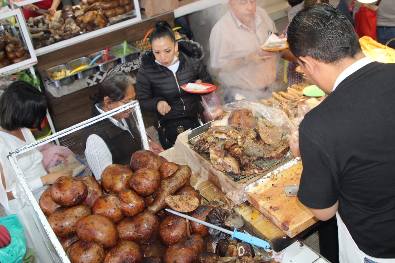 Celebra Tenancingo Feria del Obispo, platillo tradicional del Edomex