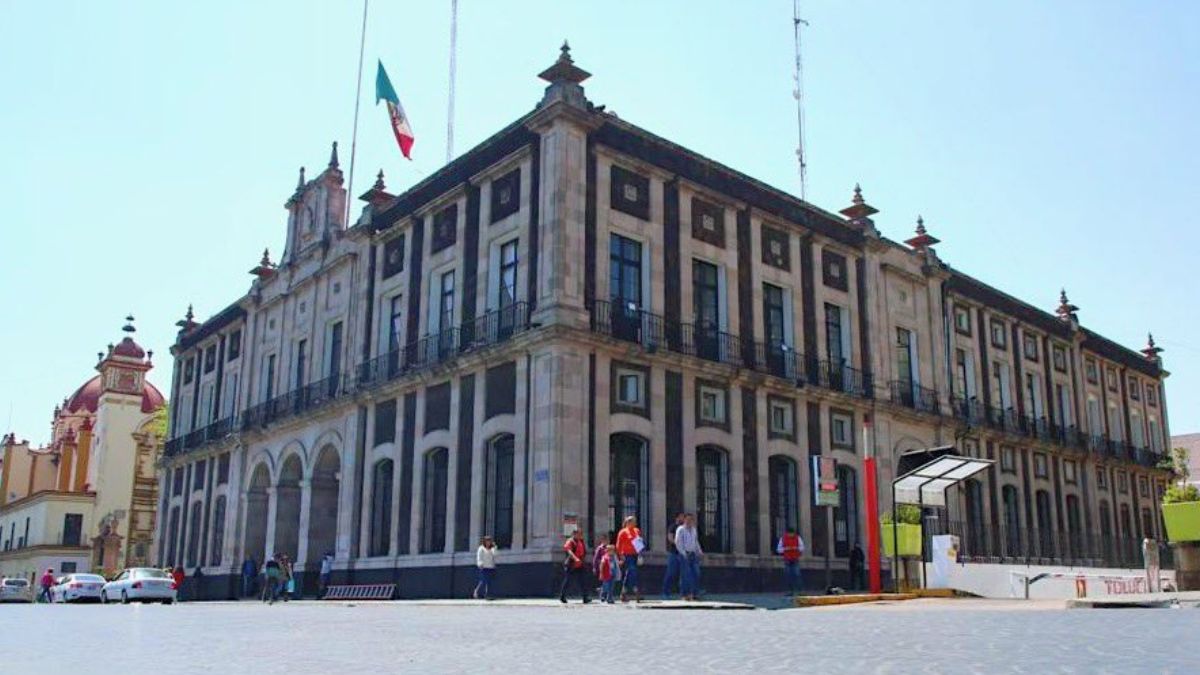 Alcalde de Toluca gastó más de 41 millones de pesos no autorizados por ...