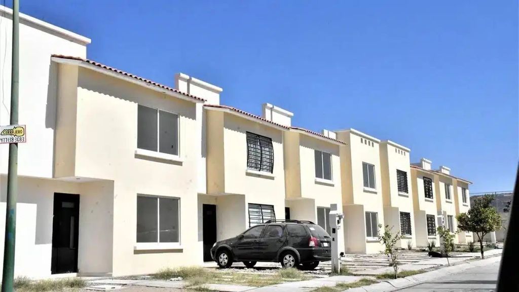 Fraude en Infonavit, vendió en Edomex hasta 10 veces 430 casas