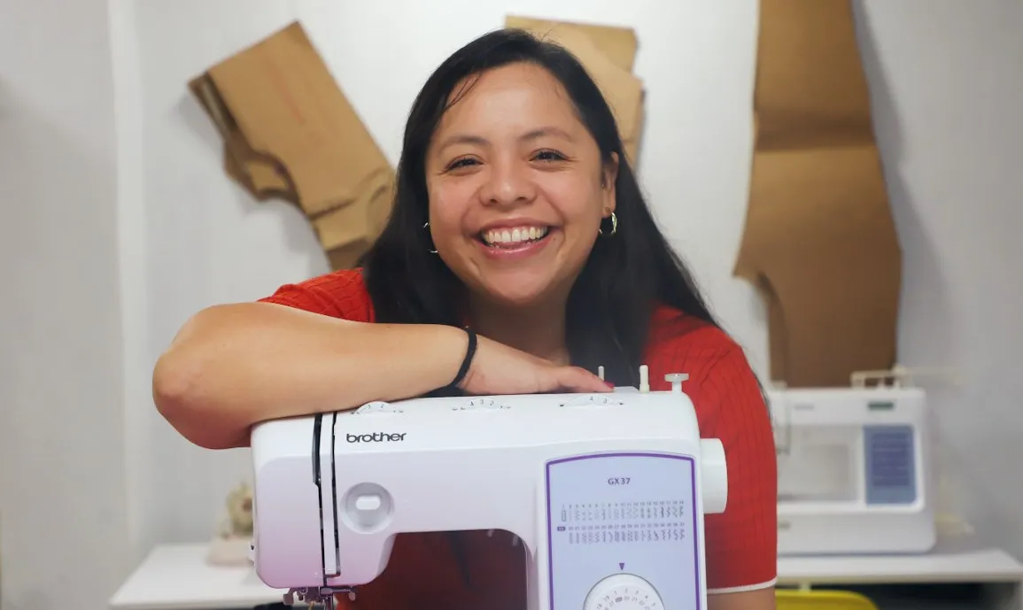 Beth Silva, artista de Toluca que transforma telas en historias