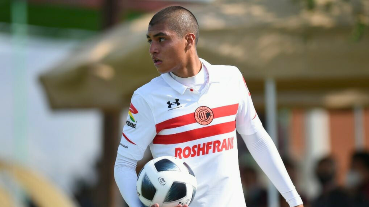 Everardo López, el futuro que Toluca FC necesita en defensa