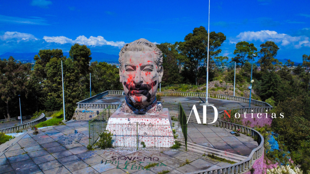 Así quedó la cabeza de López Mateos en Ciudad Universitaria tras daños